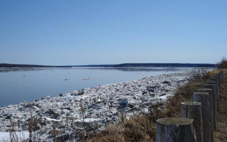 Fort Simpson - Canadian North